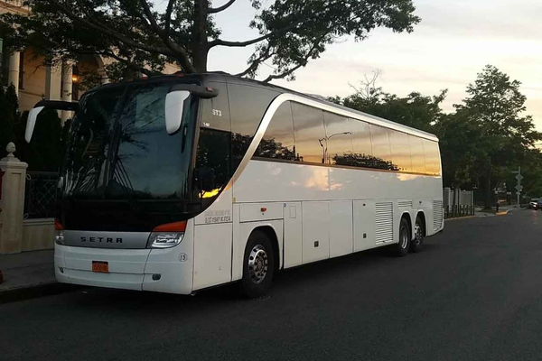 Galaxy Party Bus | 45 Passenger | LI Party Rides